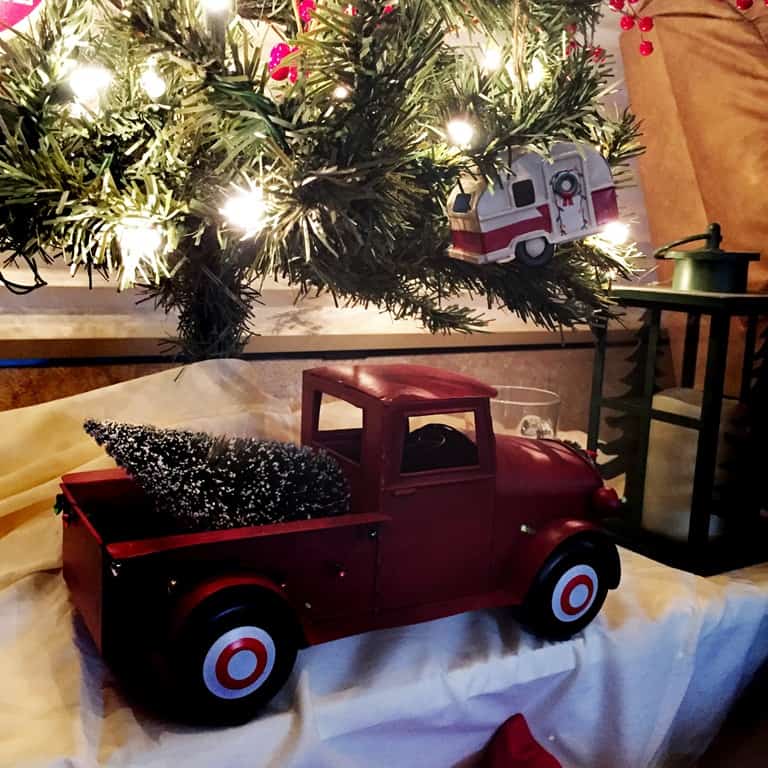 Deck the RV halls — Katrina Runs for Food